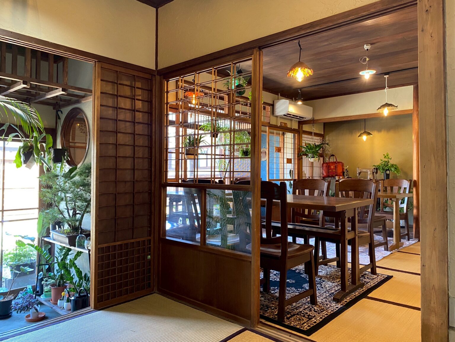 大阪吹田の酵素浴なら古民家torogi 酵素風呂と革カフェ｜カフェ併設の女性専用酵素温浴